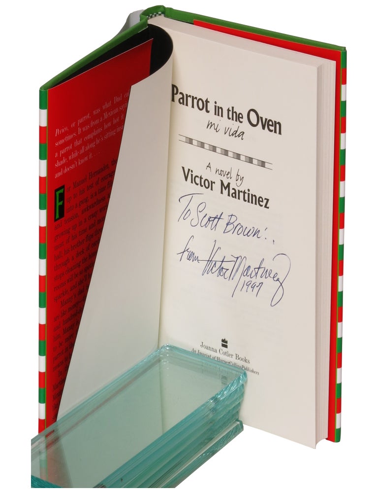 Parrot in the Oven: Mi Vida Library Issue | Victor Martinez | First Edition